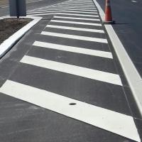 China Customized White and Yellow Powder Coating Traffic Reflective Thermoplastic Road Marking Paint for sale
