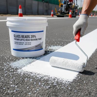 China Thermoplastic Road Marking Paint with 20% Glass Beads for Strong Adhesion and Fast Drying for sale