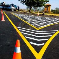 China Fast Drying UV Resistant Thermoplastic Road Marking Paint with High Reflectivity for Asphalt Surfaces for sale