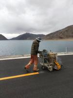 China China Manufacturer Thermoplastic Hot Melt Road Marking Paint for Zebra Crossing Highway Road Signs for sale
