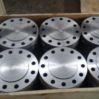China 24 Inch Alloy Steel Blind Flange ANSI B16.5/B16.47 Class 150-2500 Wear Resistant Flat Face Design for sale
