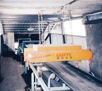 China RCYB Mining Suspended Permanent Magnet Separator for Easy Installation and Operation for sale