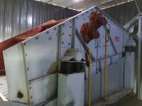 China Vibrating Dry Salt Screening Machine with Linear Vibratory Screen and Vibration Motor for sale