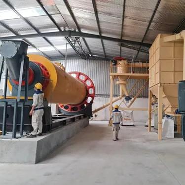 China Easy Installation and Maintenance of Laboratory Quartz Sand Ball Mill with 5-12m Length for sale