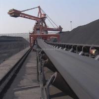 China 1986 KG Weight GUOTE Inclined Flat Rubber Belt Conveyor for Coal and Mining Materials for sale