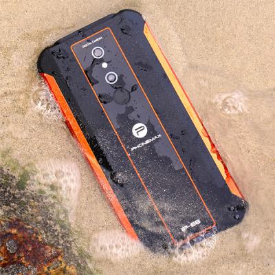 China RoHS Waterproof Rugged Mobile Phones 580HRS Standby for sale