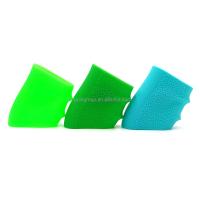 China Silicone Rubber Grip Customized Color Gloves Sleeve Moulding for sale