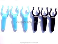 China PA66 Multipurpose Custom Plastic Parts Plastic Hanger Clip Industrial Fixing Clip 20mm for sale