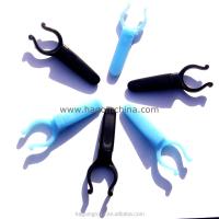 China PA66 Multipurpose Custom Plastic Parts Plastic Hanger Clip Industrial Fixing Clip 20mm for sale