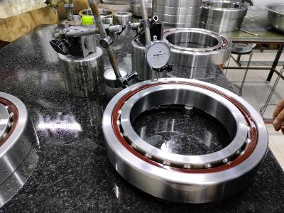 China Four Point Contact Ball Bearing 7088ACP4 440x650x94mm P4 Grade Single Row for sale