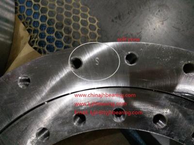 China 010.35.559 Four Point Contact Ball Slewing Bearing 431.8x695.452x90.932mm for sale