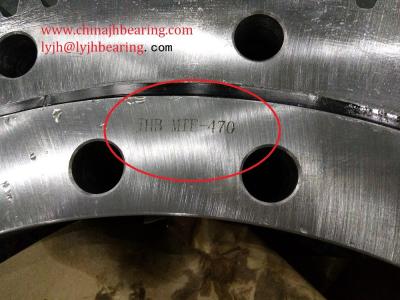 China MTE-470 Four Point Contact Ball Slewing Bearing External Teeth 26.9x18.5x2.375 inch for sale