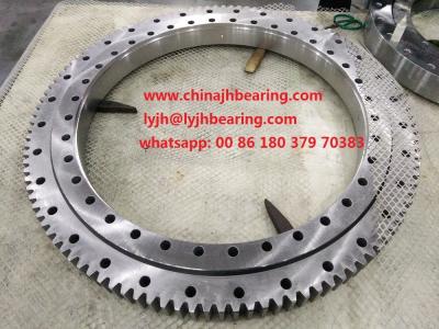 China RKS.062.20.0644 Four Point Contact Ball Slewing Bearing 547.2x716x56 mm Internal Gear for sale