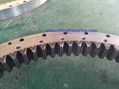 China 585DBS164Y Four Point Contact Ball Slewing Ring 585x810x85mm Internal Gear for sale