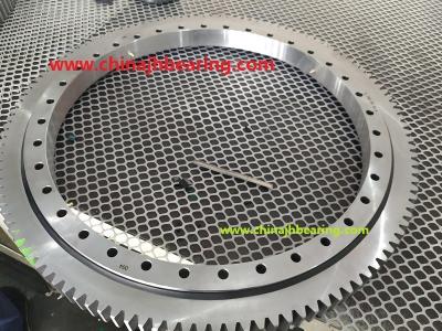 China Slewing Ball Bearing E 750.20.00.B 742.3x572x56mm External Teeth Thin Section for sale