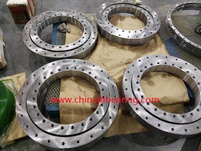 China Four Point Contact Ball Slewing Bearing 010.30.500 602x398x80mm for Mining Machine for sale
