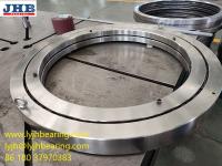 China Precision Crossed Roller Bearing 912-305 685.8x914.4x79.375mm for Rotary Indexing Tables for sale