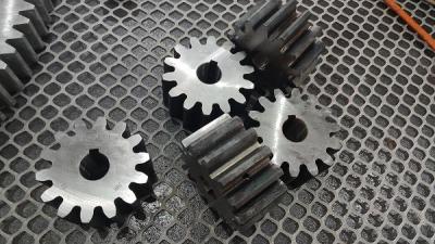 China Small Pinion with Teeth 96x84x50mm for Slewing Ring Bearing Module 6 14 Teeth for sale