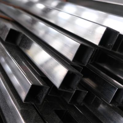 China Factory Direct Sales 2.5Inch 3 Inch  201 202 304 316L 310S 420 Grade Square Stainless Steel Tube Pipe for sale