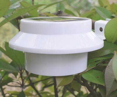 China Solar LED Fence Light 3LED Outdoor Garden Pathway Wall Gutter Light 3000K Warm White for sale