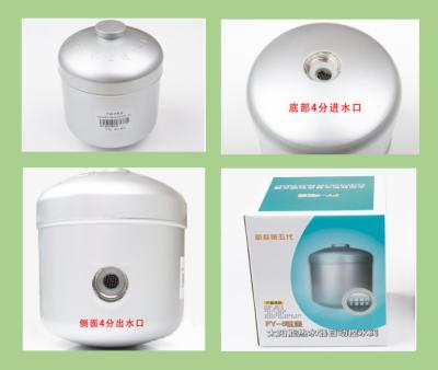 China Flat Assistant Tank Feeder 3L to 15L Automatic Water Tank Level for Poultry for sale