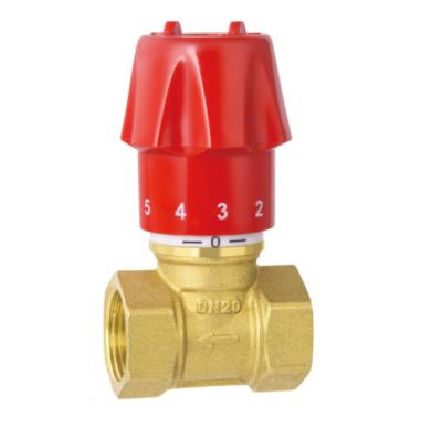 China Brass Manual Control Stop Globe Valve with Red Hat Wheel 1/2 Inch Adjustable Gate Valve for sale