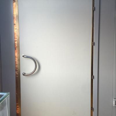 China Custom Mri Room Rf Shielded Doors Stainless Steel Hospital for sale