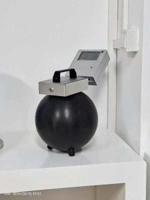 China Environmental Protection Nuclear Radiation Detector With Accessories Suitcase / Strap for sale