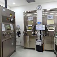 China Comfortable Padded Interior Nuclear Radiation Protection Hot Cell with Customized Design and Lead Equivalent Design for sale