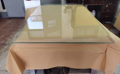 China Meets International Radiation Shielding Standards X Ray Lead Glass with Lead Equivalent 1.7 2.1 2.5 3.1 3.8 4.2 5.3mmpb Shielding Against X-ray Radiation for sale