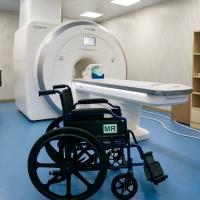 China MRI-Safe Non-Magnetic Transport Wheelchair with 3 Tesla Safe Foldable Frame and Lightweight Aluminum for sale