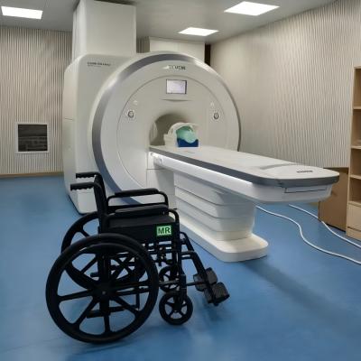 China Bariatric MRI Wheelchair with 600 Pounds Capacity 24 Inches Seat Width and Non-Magnetic Frame for sale