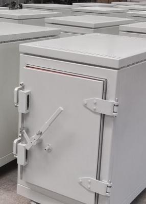 China 18U 19in RF Shielded Chamber Galvanized Steel Faraday Cage Electromagnetic Shielding for sale