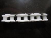 China 60P engineering plastic roller chains for bottle industry silence transimission chains materials POM white color for sale