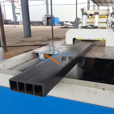 China CE 380V Waterproof WPC Decking Plastic Profile Machine for sale