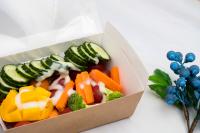 China Fast Food Kraft Paper Take Out Boxes Salad Kraft Package Box With Window for sale