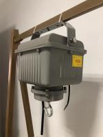 China Remote LED Light Lifter Wireless Control 15m 25m Lifting Height 35W AC Motor IP54 for sale