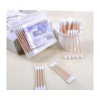 China Lightweight Medical Cotton Swabs Wooden Stick Convenient Anti Bacterial for sale