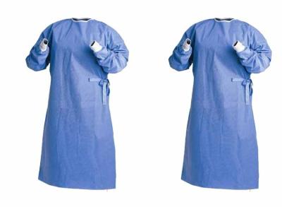 China Fluid Resistant Disposable Non Woven Gown Comfortable Superior Breathability for sale