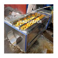 China SUS304 Commercial Brush Polishing Air Bubble Fruit Vegetable Washing Drying Machine 512KG for sale
