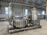 China Steam Heating Medium Deep Vacuum Fryer 960L Oil Tank for Banana Apple Potato Chips for sale