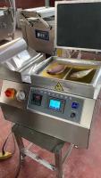 China Automatic Skin Vacuum Packaging Machine 110V 220V for Fresh Food Display for sale