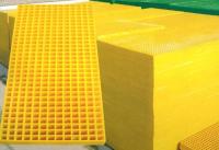 China FRP Grating 38x38mm Smooth Molded Fiberglass Panel for Pharmaceutical Manufacturing for sale