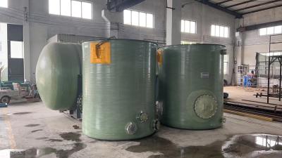 China Cross Wound FRP Chemical Storage Tank 3990mm White Blue Industrial Grade for sale