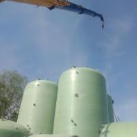 China Green Industrial FRP Hydrochloric Acid Storage Tank 5000L Chemical Resistant for sale