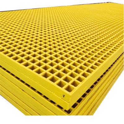 China Fiberglass Walkway Mesh Grating High Strength FRP Deck Flooring 1.2m x 3.0m for sale