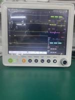 China 12.1'' Color TFT LCD Multiparameter Patient Monitor with 1 Year Warranty and Compact 30*27*30CM Design for sale
