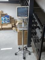 China Multi Parameter Patient Monitor with Electric Power Source Built-in Battery and Three-Level Intelligent Alarm for sale