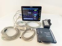 China ECG ICU Multi-Parameter Patient Portable Monitor Hospital Equipment with Electric Power Source Made of Plastic Includes Bracket for sale