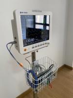 China Hospital Equipment Patient 6 Lead Multi-parameter Ambulance ECG Patient Monitor with Best Price for sale
